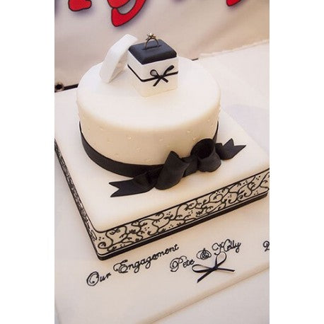 Customized Classic Ringbox Cake